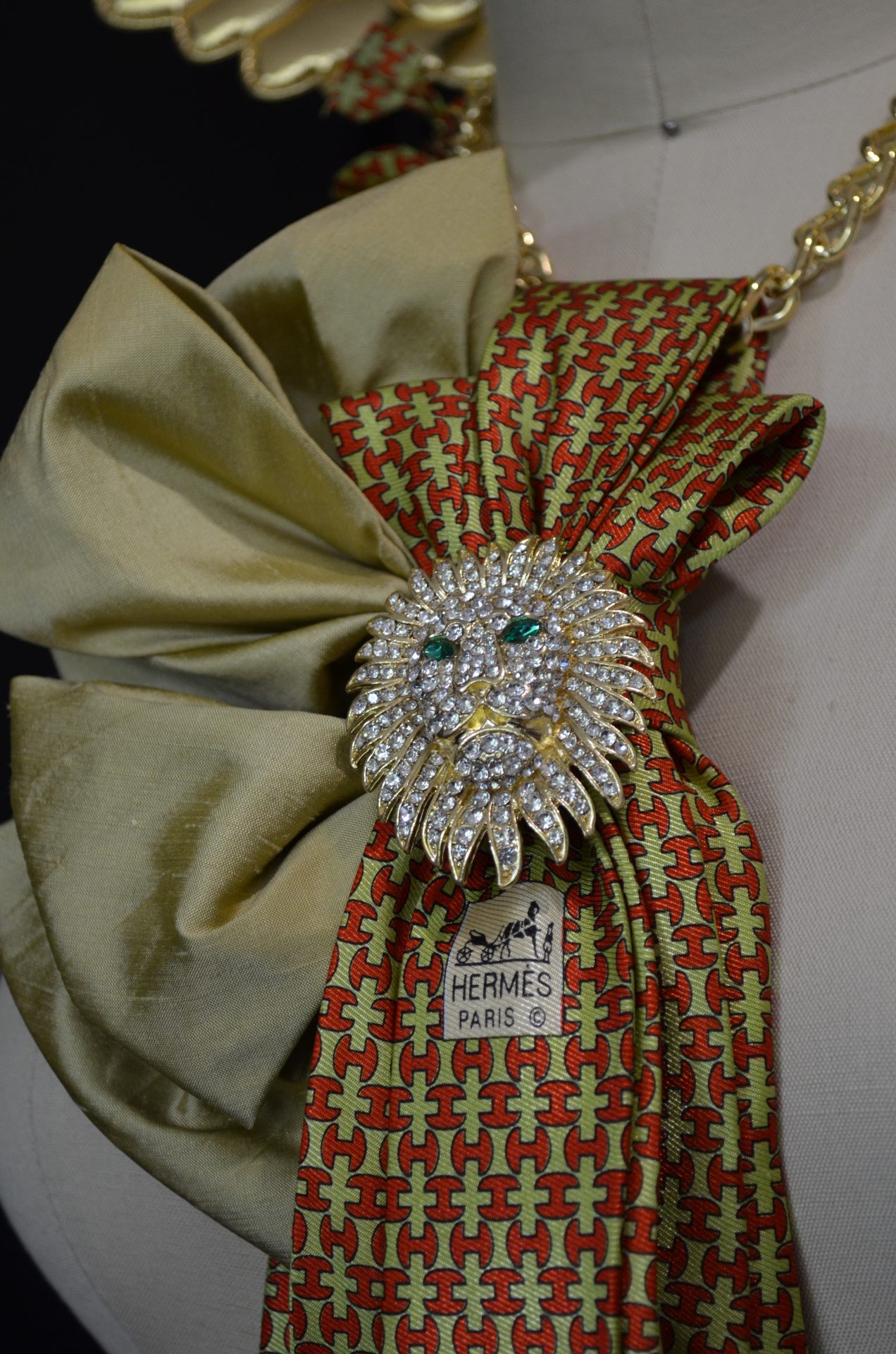 Hermes Paris Vintage Tie [SOLD] – Vintage With A Vengeance