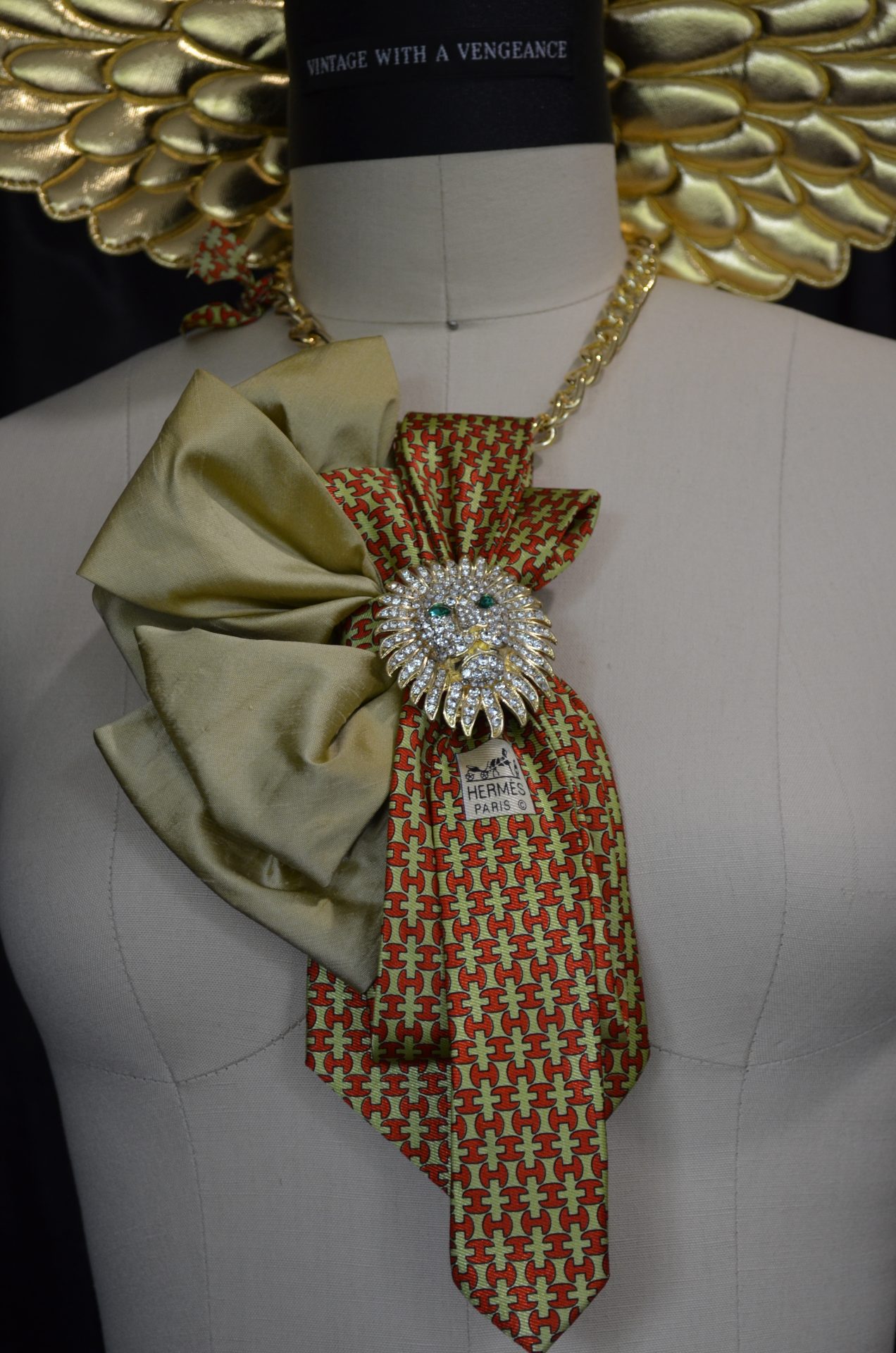 Hermes Paris Vintage Tie [SOLD] – Vintage With A Vengeance
